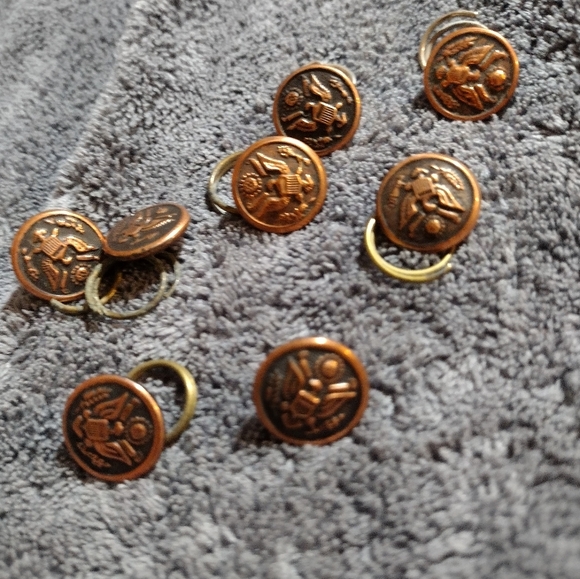 Vintage | Accessories | Vintage Style Bronze Buttons | Poshmark